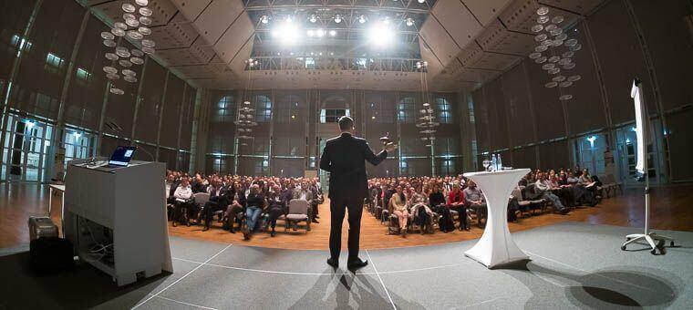 7 Team Building Tips From Highly Effective Leaders - 31West: